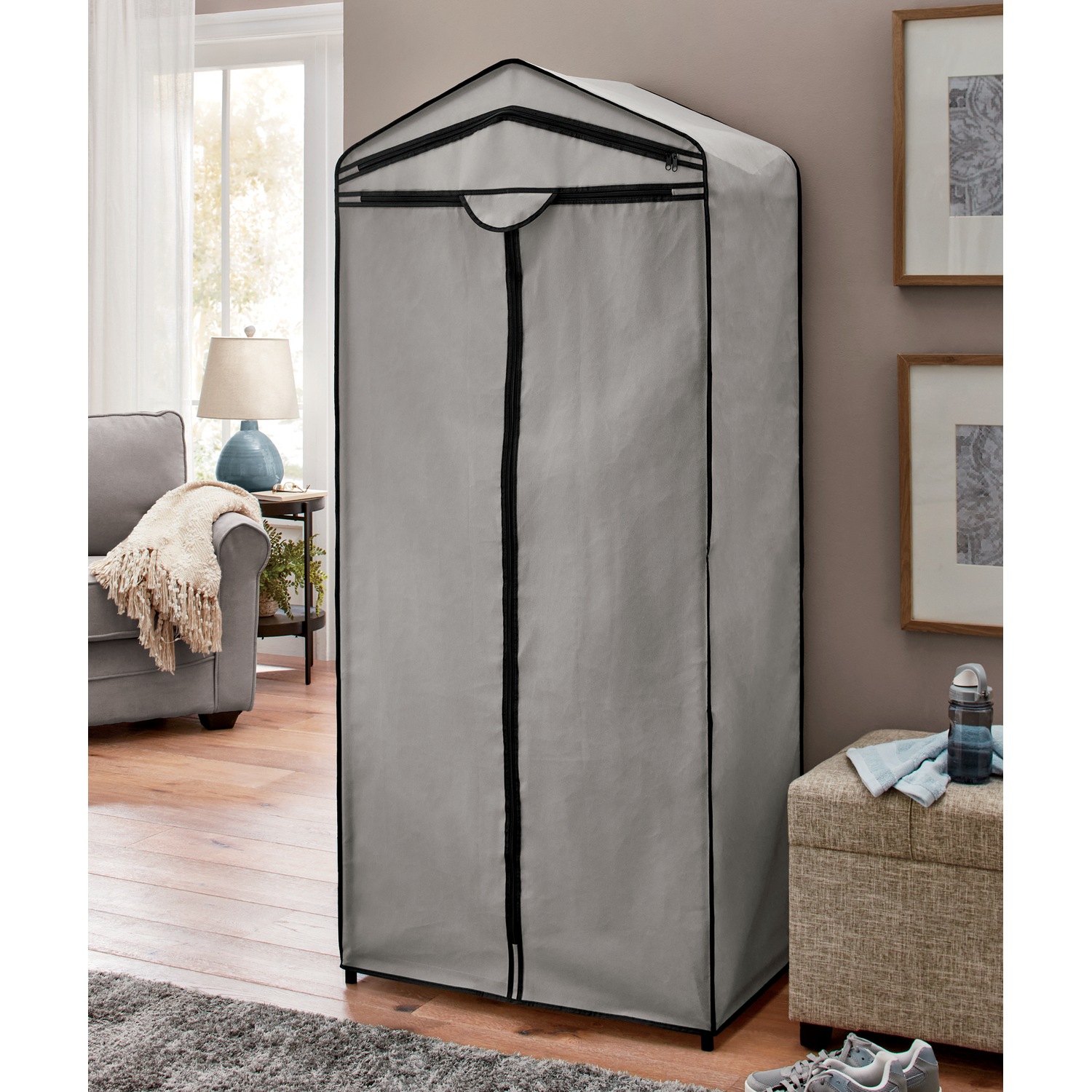 Arched Wardrobe | Seventh Avenue