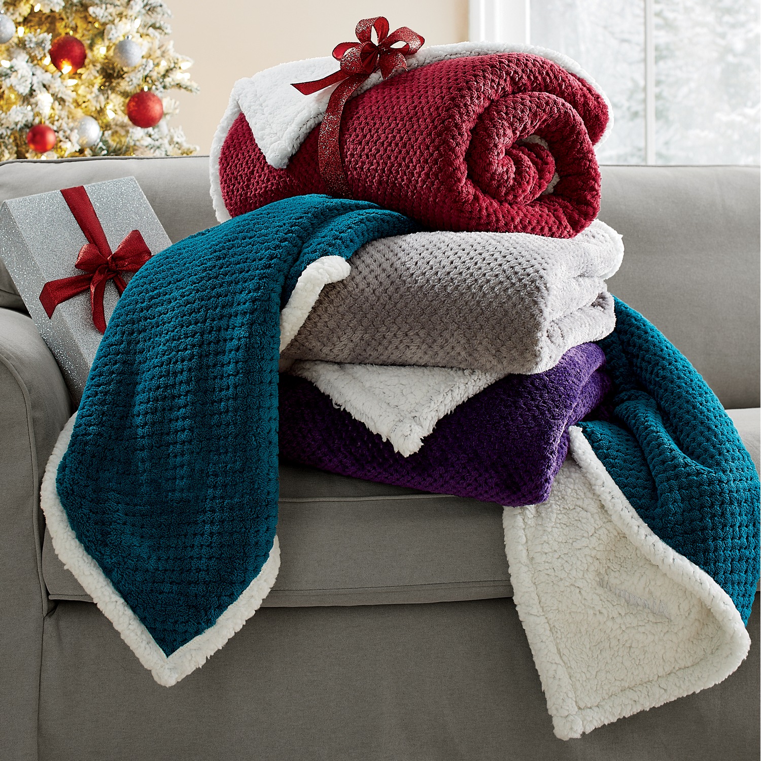Cozy Textured Fleece Sherpa Reversible Throw | Seventh Avenue